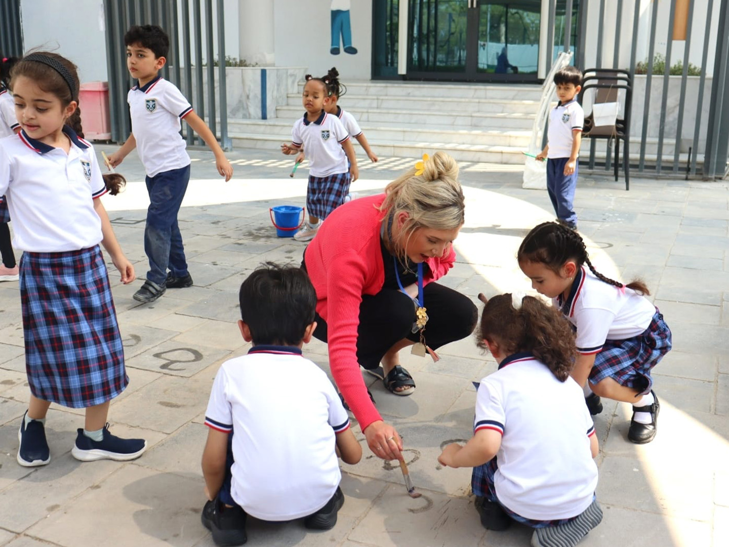 Why Choose Us - Bright Future School